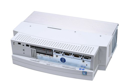 Lenze EVS9323-EP Servoumrichter 13015955 Frequenzumrichter max. 480V 3 ...