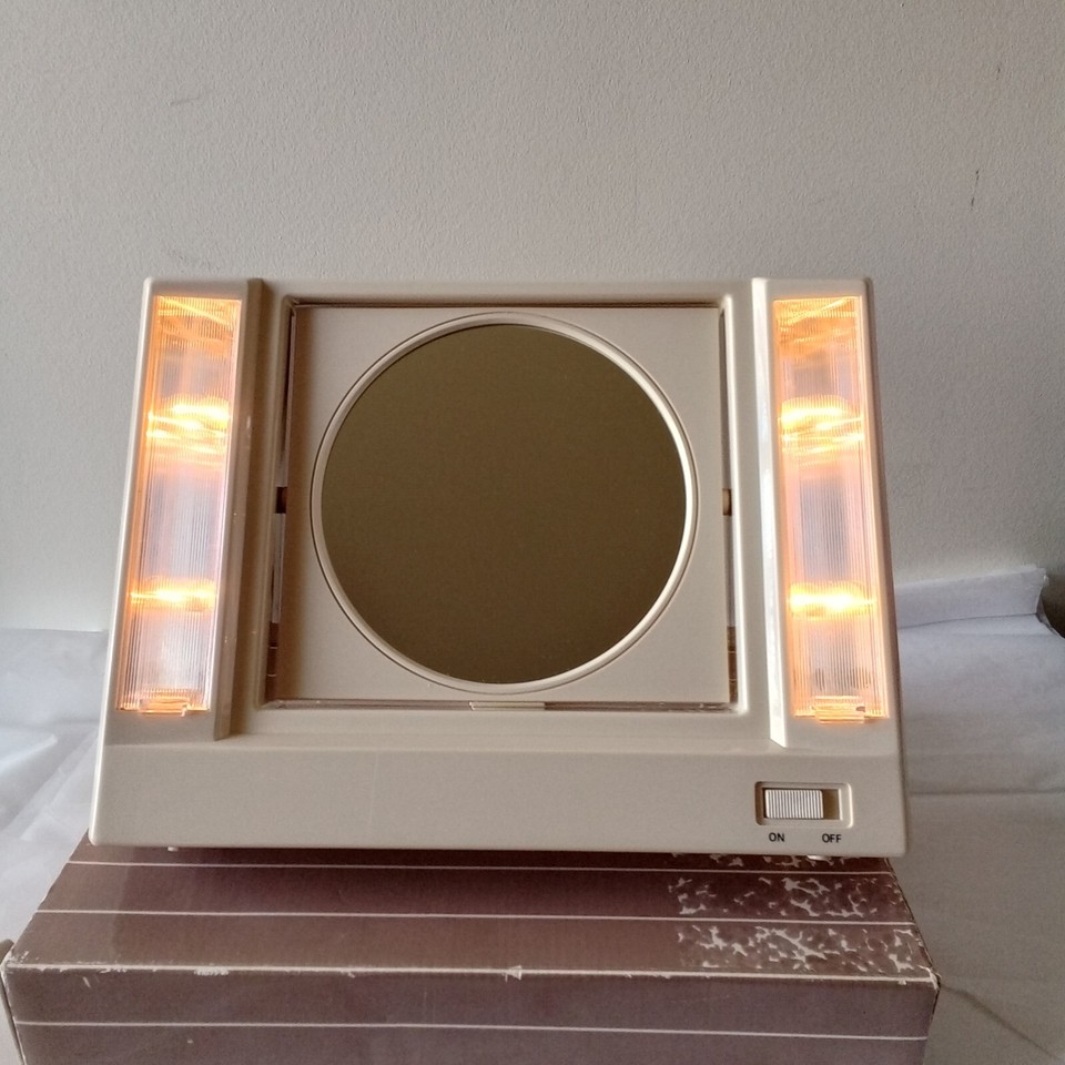 Avon Reflections of Beauty Vintage 2 Sided Magnifying Make-Up Mirror ...