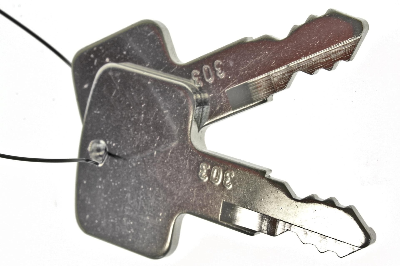 Tohatsu KEY-#303 (PAIR) 353762033 OEM NEW | eBay