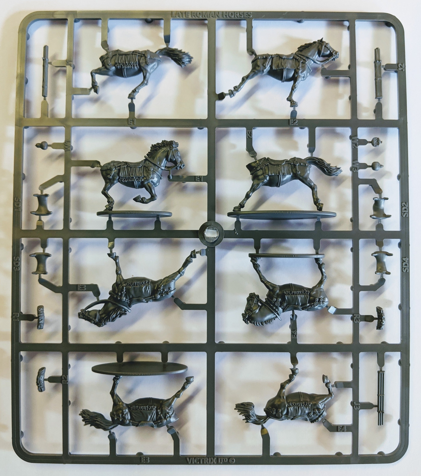 Victrix VXDA010 - Late Roman Armoured Cavalry sprue 28mm Plastic Dark ...