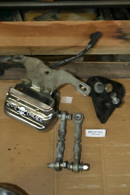 coil with chrome cover + motor mounts from 2000 FXR4 Harley FXR FXRT ...