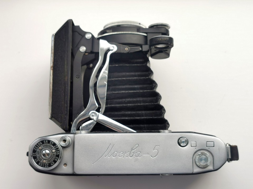 Moscow 5 (Mockba 5) 120 Rangefinder Camera | eBay UK