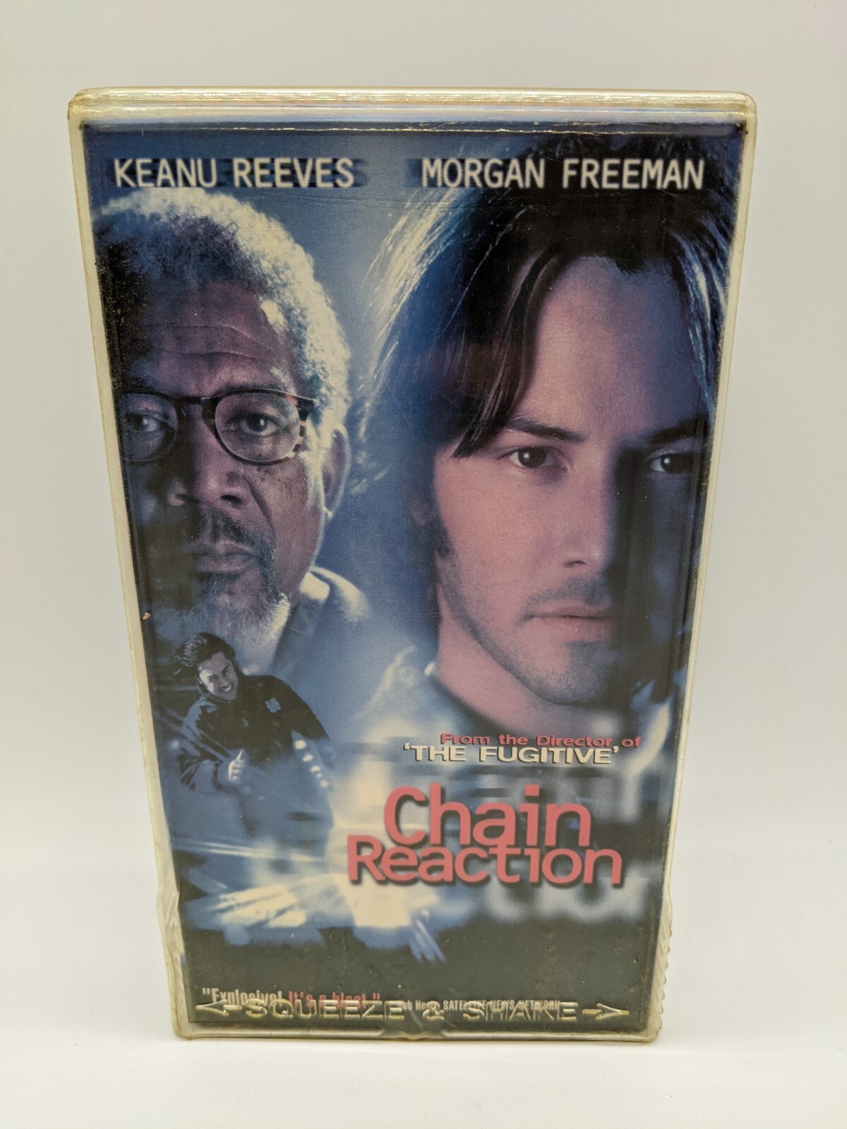 Chain Reaction (VHS,1996,Slip Sleeve) Keanu Reeves, Morgan Freeman ...