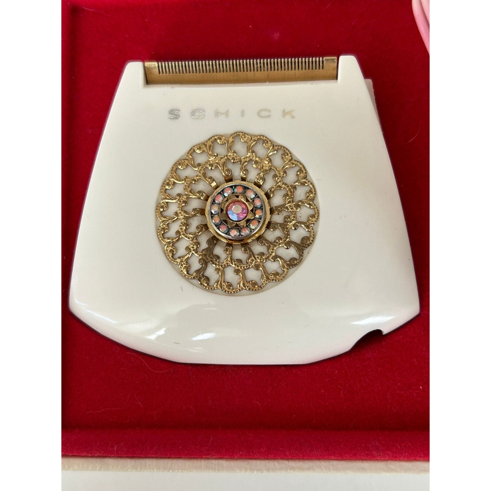 Lady Schick Electric Razor, Jewel Clamshell Design Model 109, Vintage ...