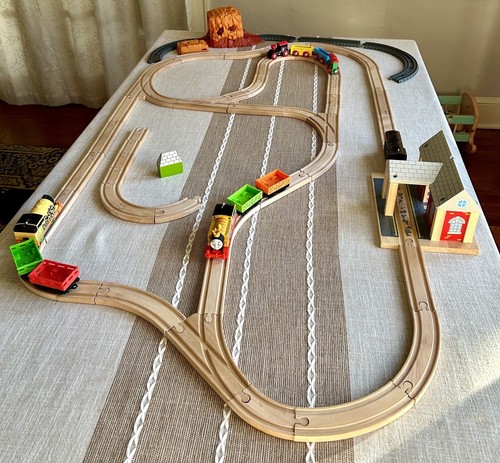 Thomas Train & Friends Assorted Trackmaster Motorized Trains & Tracks ...