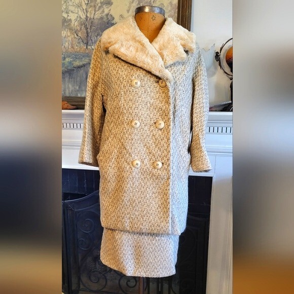 Stunning Carlson Original Wool Skirt and Jacket with … - Gem