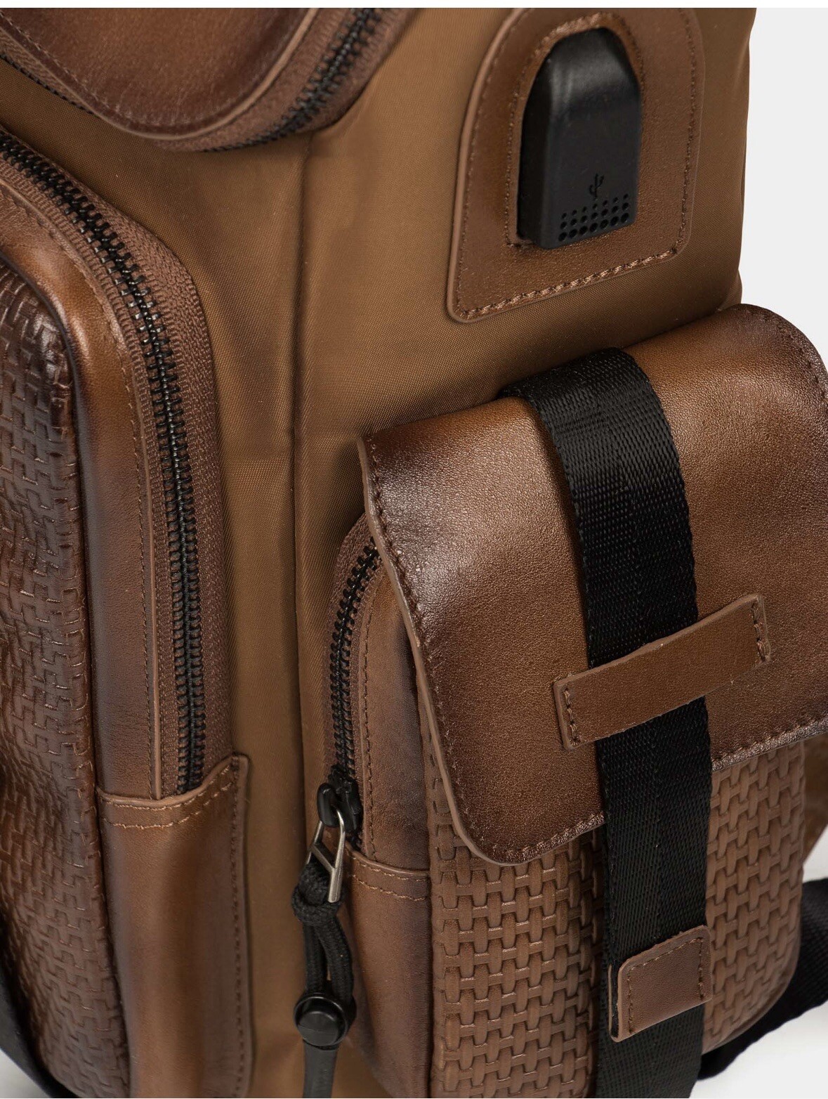 velez leather backpack Made In Colombia (check Pictures And Read ...