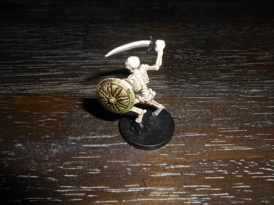 Skeleton D&D Miniature Basic Set mini Dungeons Dragons Pathfinder | eBay