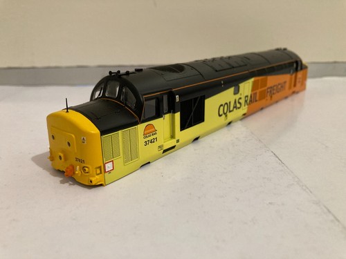 Bachmann 32-389 Class 37, 37421 Colas BODY AND BOX ONLY '00' Gauge ...