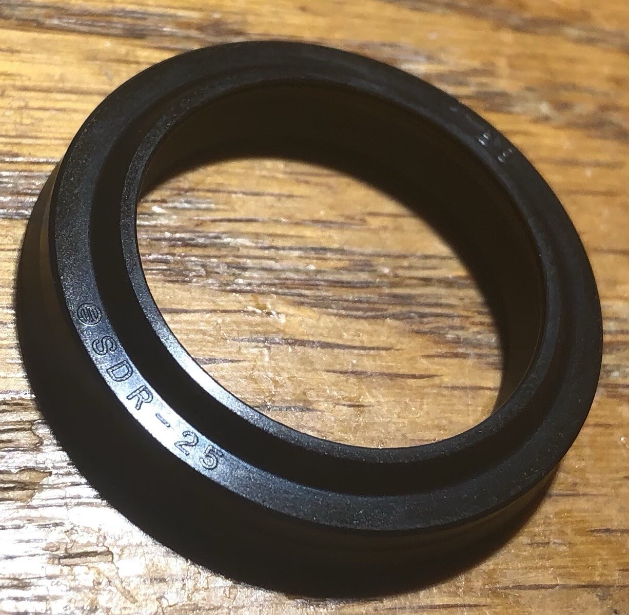 SDR-25 SDR 25X33X4.5 / 6 RN906 METRIC ROD WIPER SAKAGAMI DUST SEAL SUBS ...