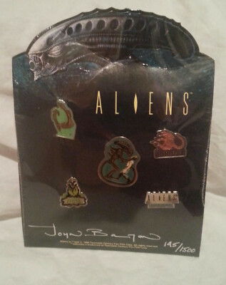 ALIENS RARE PIN SET OF 5 LTD EDITION #145 OF 1500...NEW ON AUTOGRAPHED ...