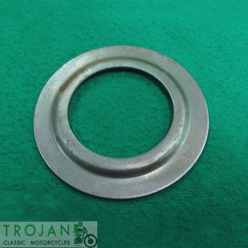 FRONT WHEEL GREASE RETAINER, DISC, LH, TRIUMPH, TR7, T140, T150, T160 ...
