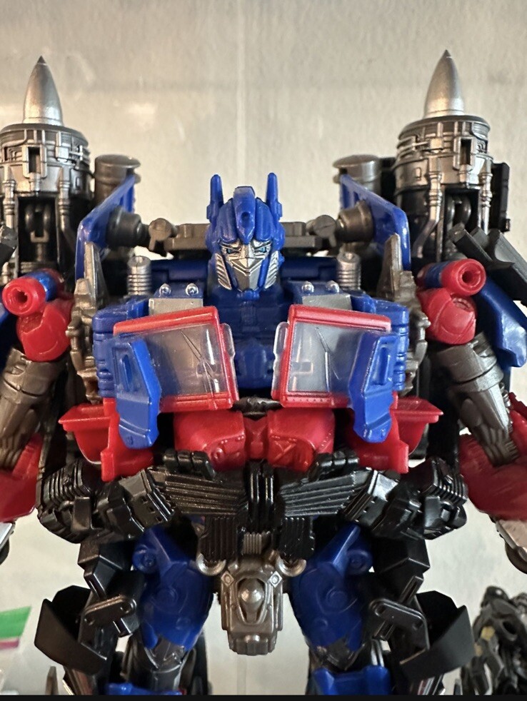 transformers studio series optimus prime 32 + Studio Series 35 Jetfire ...