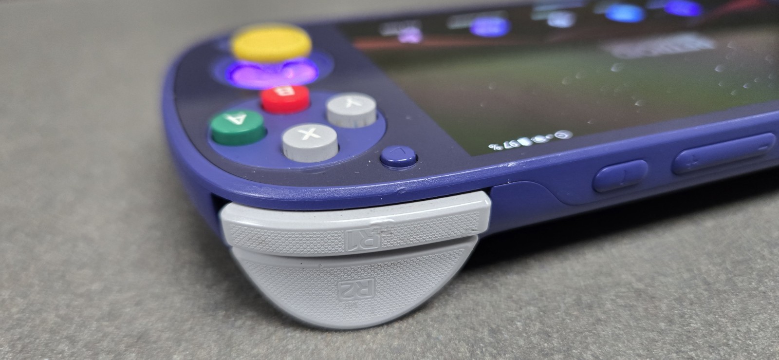 USED Retroid Pocket 5 Handheld Emulation System Game Cube Edition ...