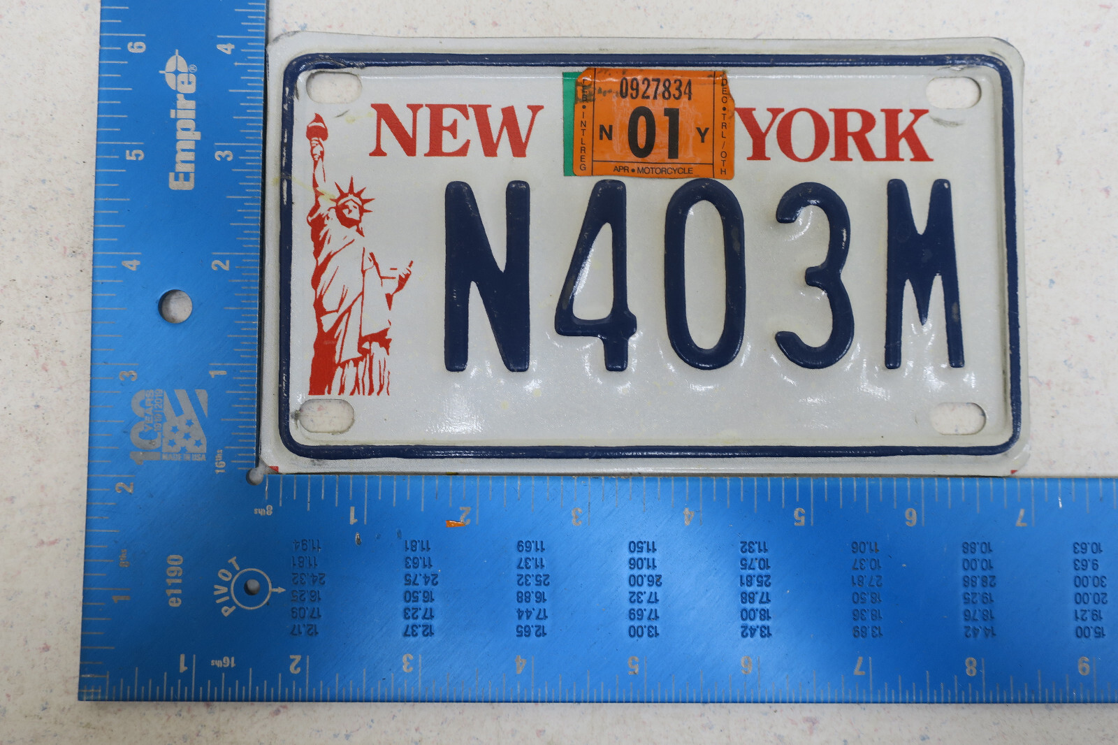 2001 01 NEW YORK MOTORCYCLE LICENSE PLATE STATUE OF LIBERTY N403M | eBay