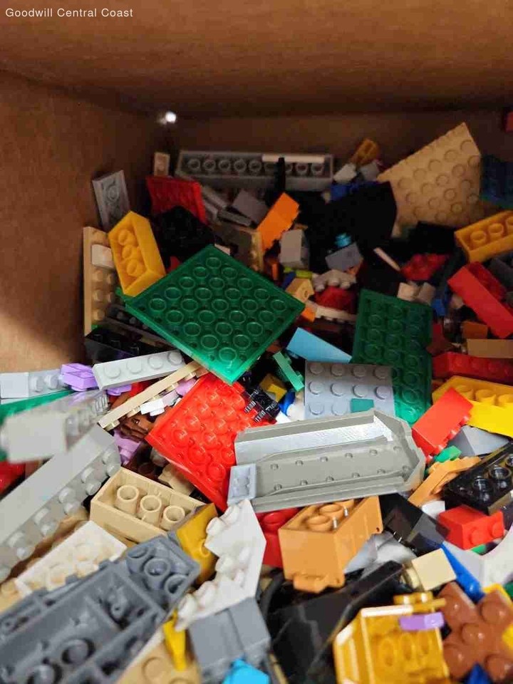 Lego Assorted Bricks Blocks & Pieces Bulk Lot 9lbs | eBay