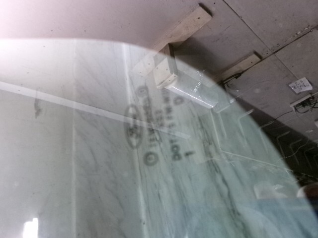 YC3Z7829710DA 00 to 05 Excursion Rear Right Quarter Glass Window POPOUT ...