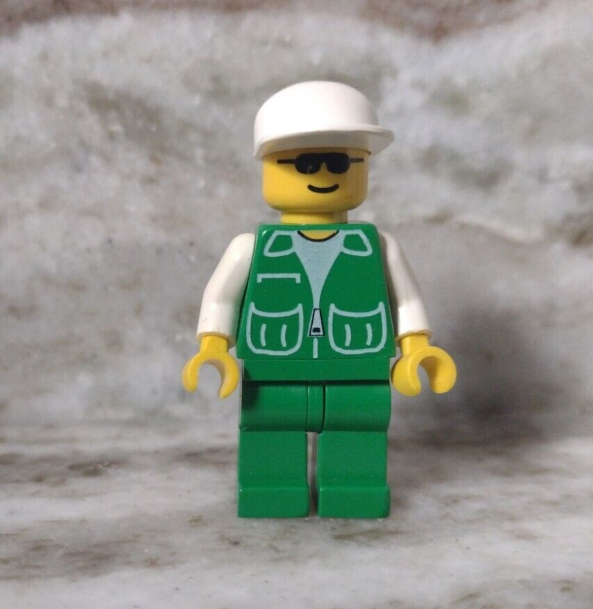 Vintage 1997 LEGO Systems 6444 Outback Airstrip Minifigure C16-4 G6 | eBay