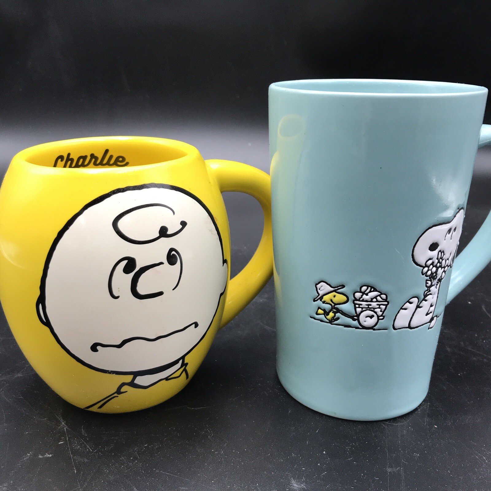 Lot of 2 Yellow and Light Blue Peanut Charlie Brown Snoopy Coffee Mugs ...