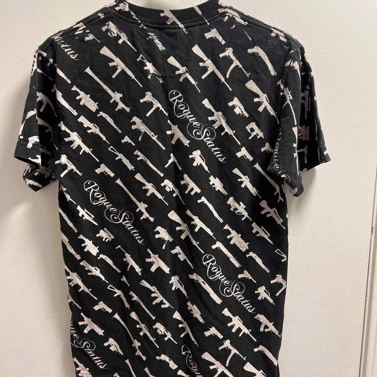 Rogue Status Gun Show