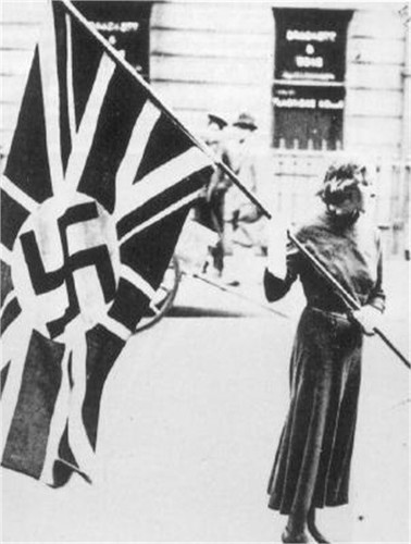 Feminine Fascism: Women in Britain's Fascist Movement (Paperback or ...