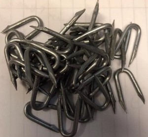 40g X 20mm 3/4” Netting Staples U Nails Pins Zinced Fencing Chicken ...