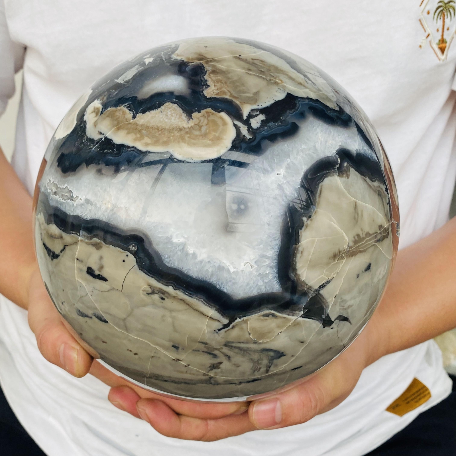 Natural Rare Volcanic Agate Crystal Sphere UV Reactive Gemstone Healing ...