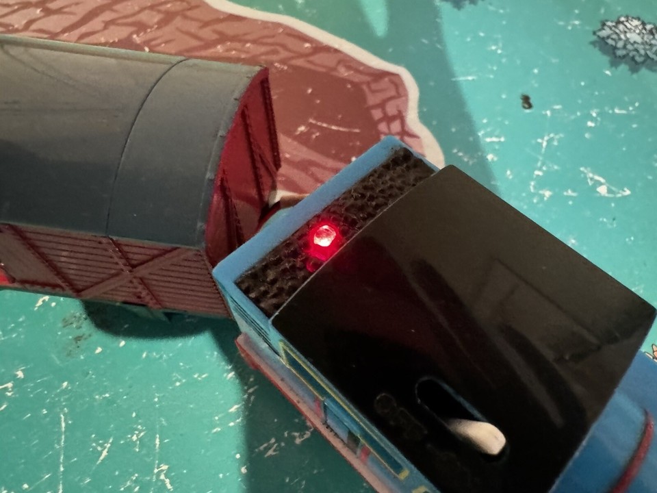 Trackmaster Tomy Plarail Thomas Flip Face RC Thomas | eBay