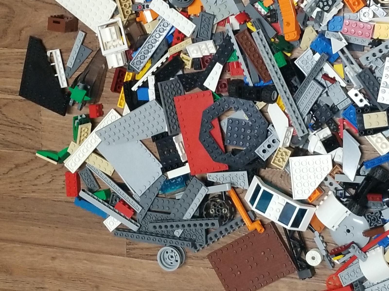 5 lbs. Pound Lot of Assorted LEGOS (Bricks, Pieces and Parts) Bulk Star ...