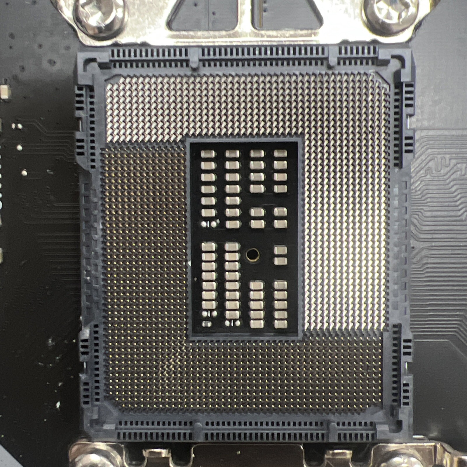 MSI MPG Z690 EDGE WIFI DDR4 Socket LGA 1700 USB 3.2 Intel Motherboard ...