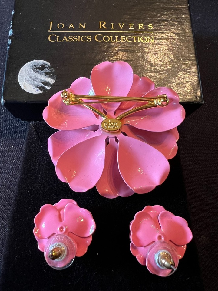 Vintage Joan Rivers Pink Polka Dot Enamel Flower Brooch and Earrings | eBay