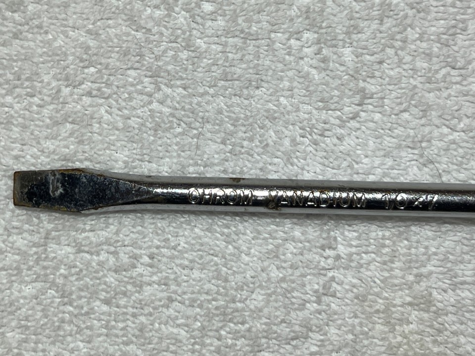 RARE OEM BMW E24 Red Heyco Screwdriver 1.0x7 E12 E28 E30 Tool Kit ...