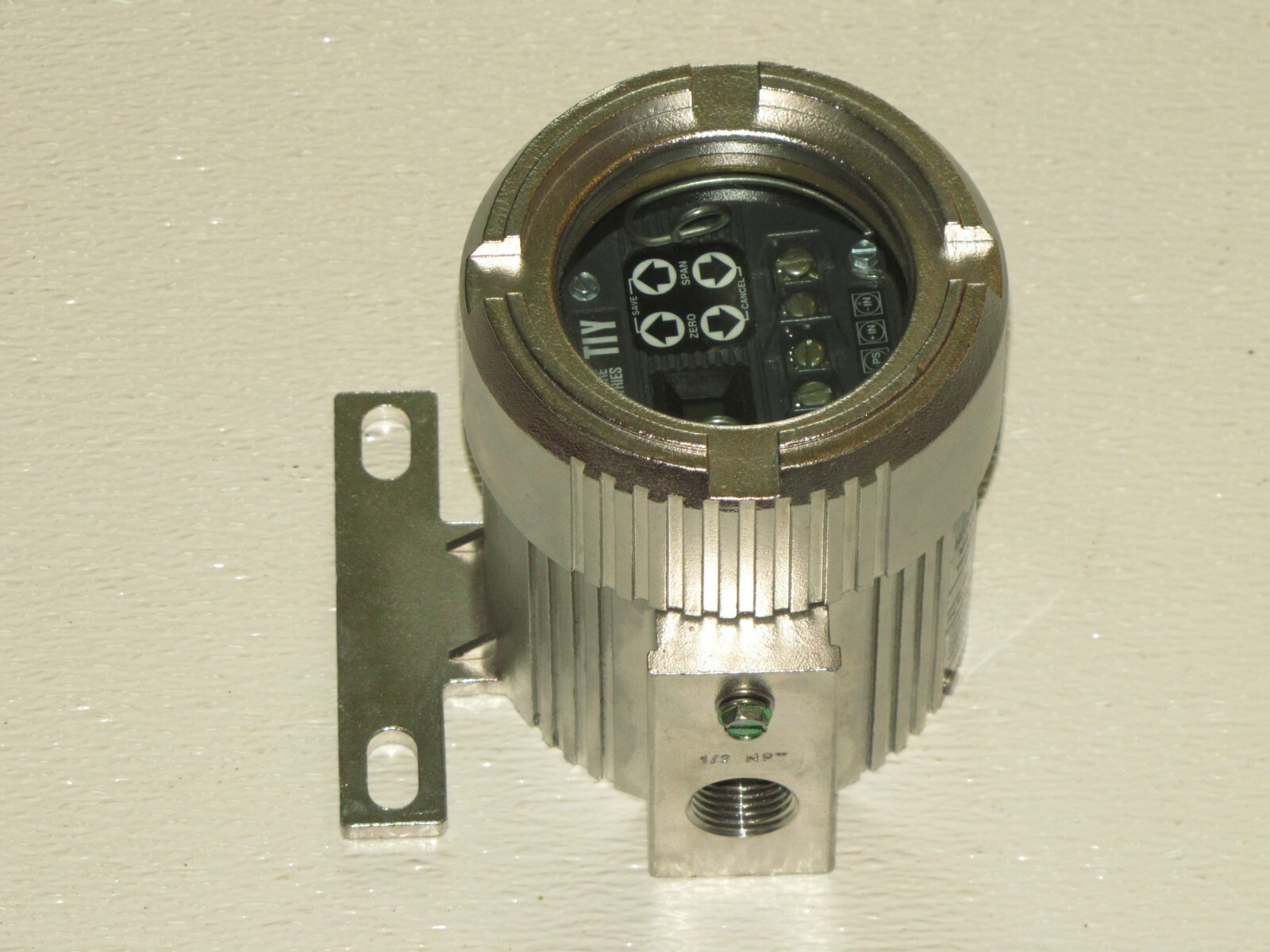 MOORE INDUSTRIES TEMPERATURE TRANSMITTER TDY/PRG/4-20MA/10-42DC NEW | eBay