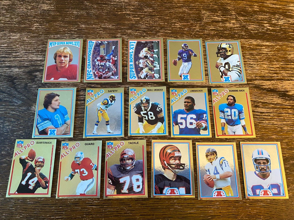 1982 Topps NFL *ITALY* Sticker Set w/ Lawrence Taylor RC + Joe Montana ...