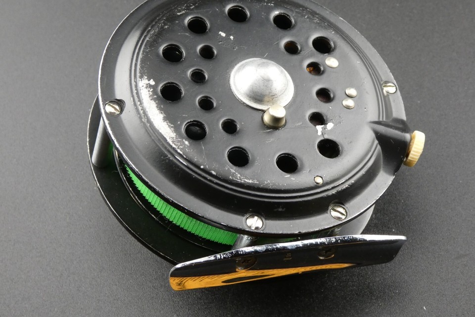 PFLUEGER 1494 MEDALIST SINGLE ACTION FLY REEL Loaded With Fresh Line ...