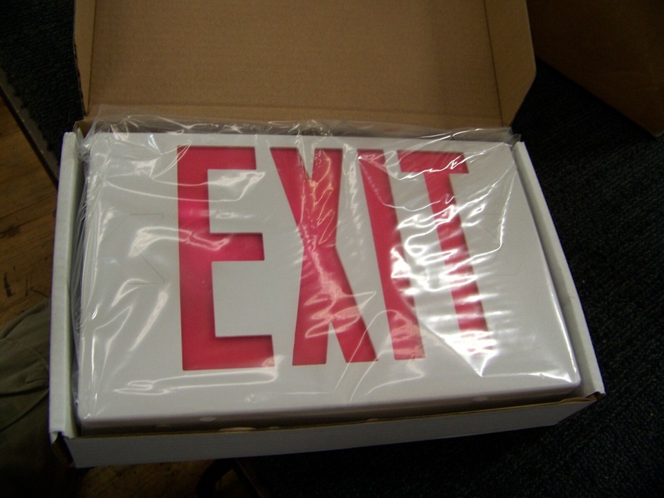 Cooper Lighting All-Pro Thermoplastic exit/emergency light combo 120 ...