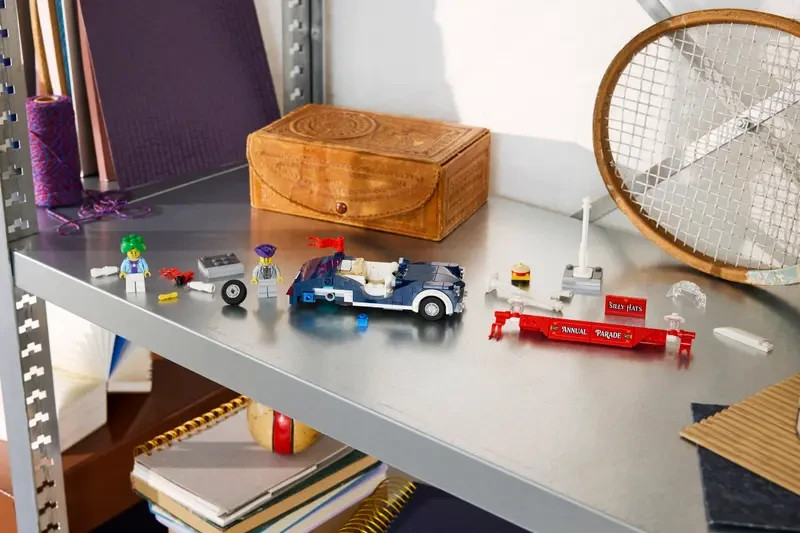 Lego Vintage Parade Car 40913 Annual Silly Hats Parade 2026 Icons | eBay