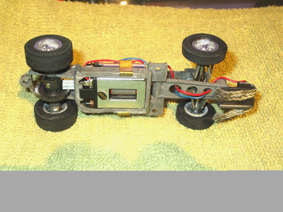 1960's SLOT CAR COX Magnesium Chassis with Motor No Cracks VINTAGE 1/32 ...