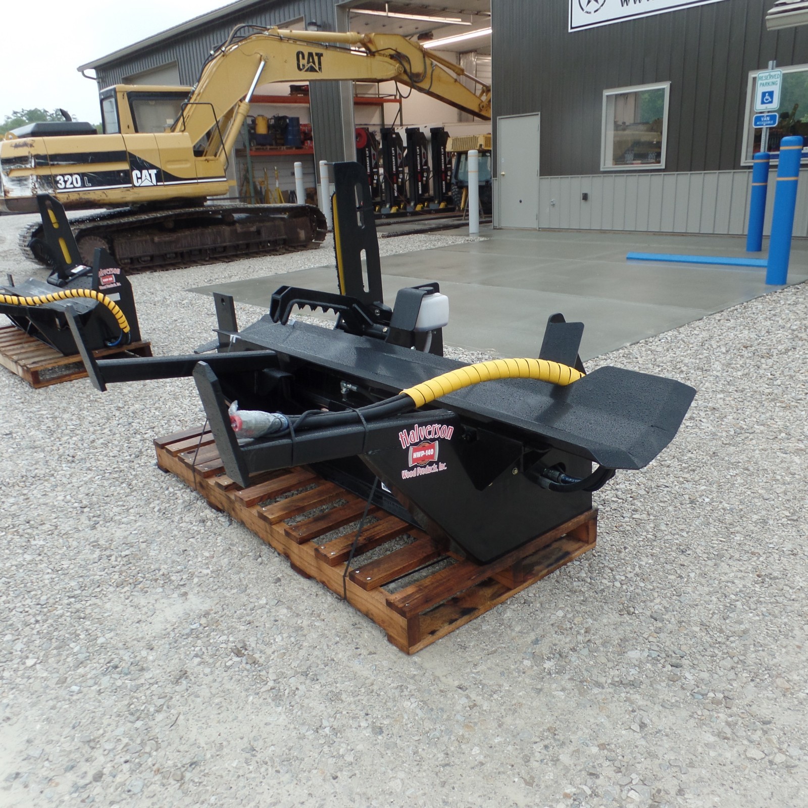 Firewood wood log Processor Attachment Bobcat CAT Deere Gehl Skid Steer ...