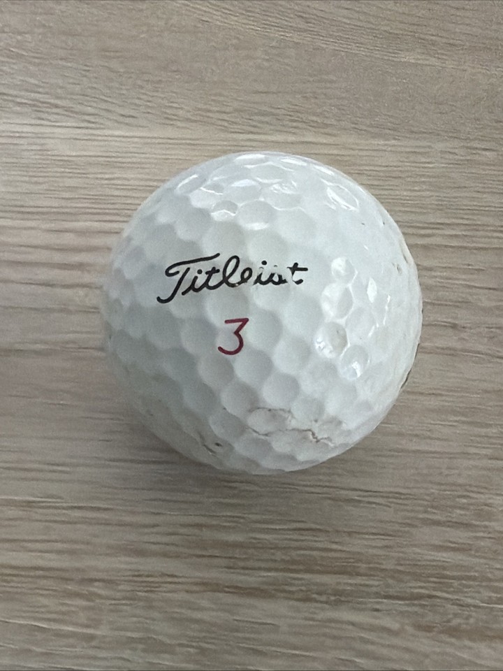 Georgia Tech Yellow Jackets NCAA Logo Golf Ball Tournament Used ...