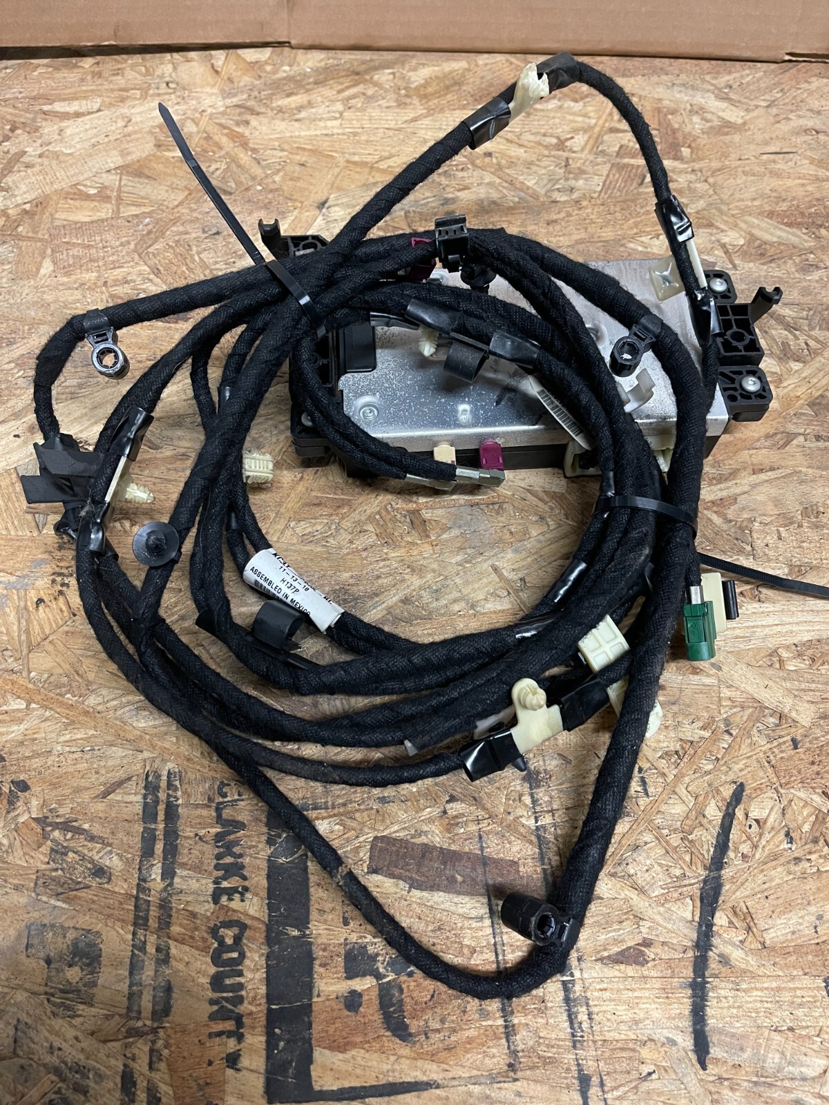 2017 2018 2019 FORD F250 F350 COMMUNICATION CONTROL MODULE W/ HARNESS ...