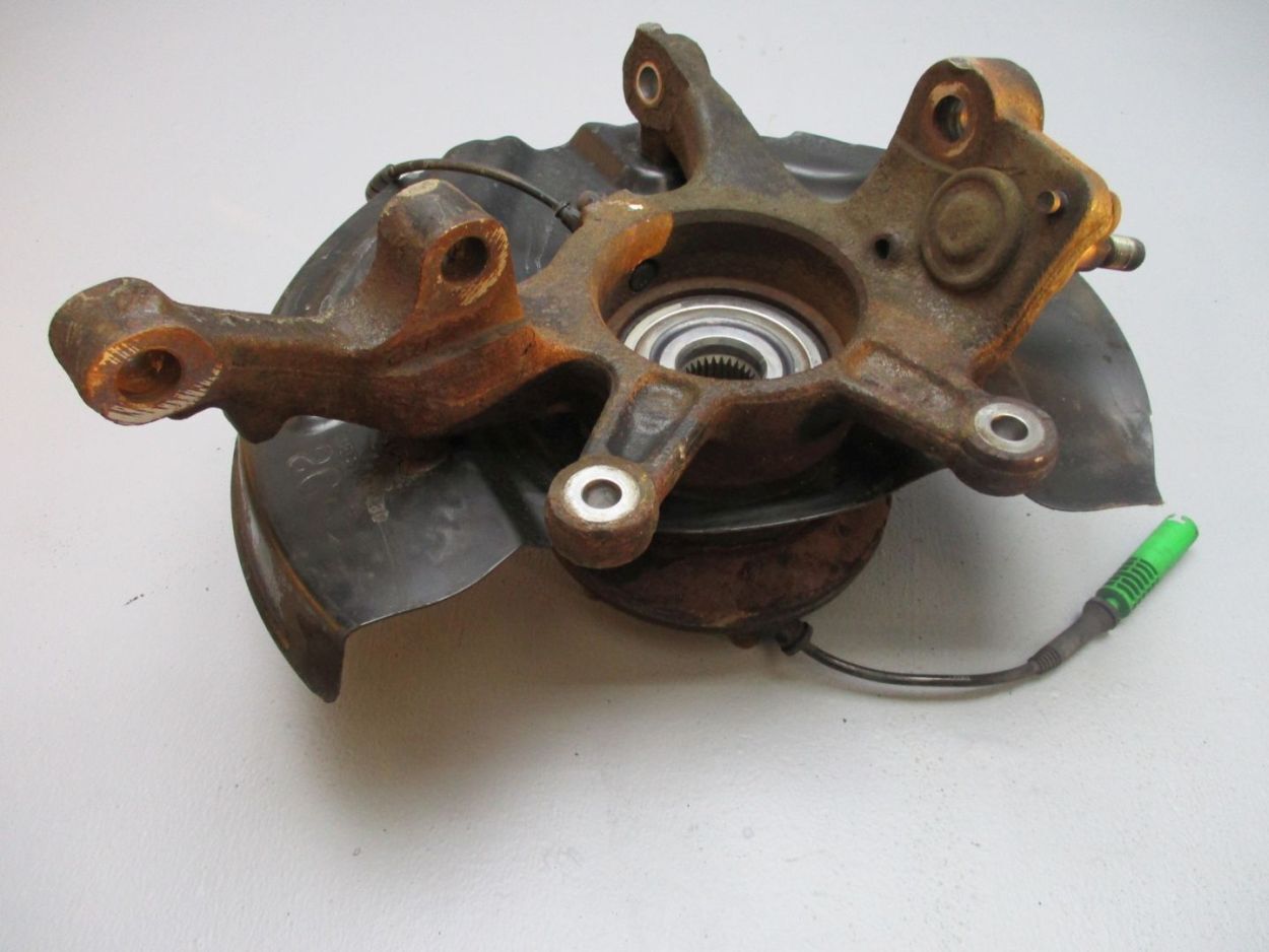 Steering Knuckle Wheel Hub Left Front for Land Rover Range III ( Lm) 3 ...