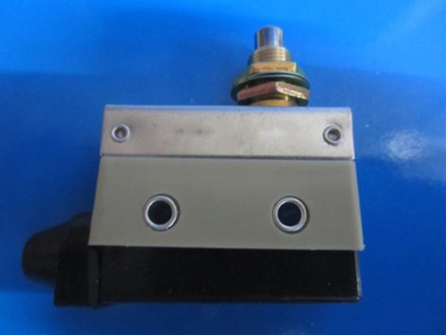 Panasonic AZ7310 One New Limit Switch Free Shipping | eBay UK