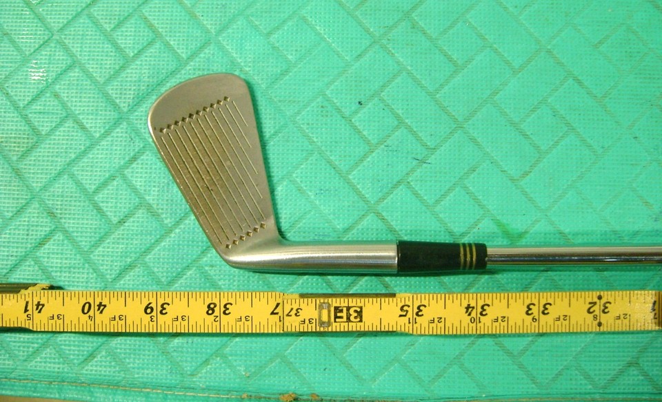 MacGregor VIP Tour Irons 2 thru 9 +P (CB92) + S (TF90-2), RH, Stiff, VG ...