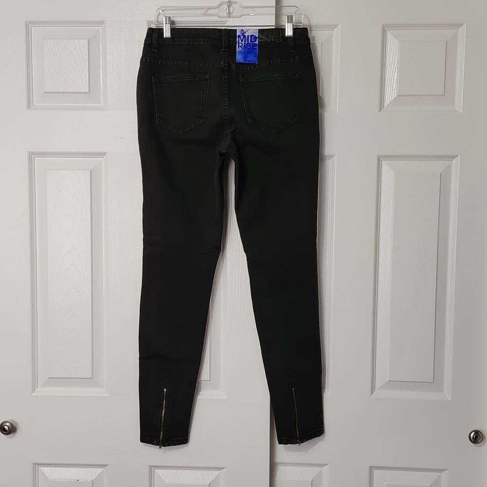 Nicki Minaj Black Jeans