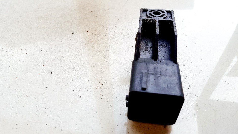 Peugeot 407 2010 Glow plug relay 51252002, Genuine #787316-51 | eBay.de