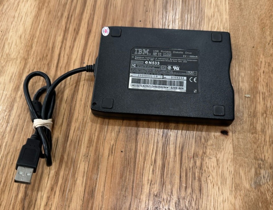 IBM - USB Portable Diskette Drive - FD-05PUB (19308801-19) - UNTESTED ...