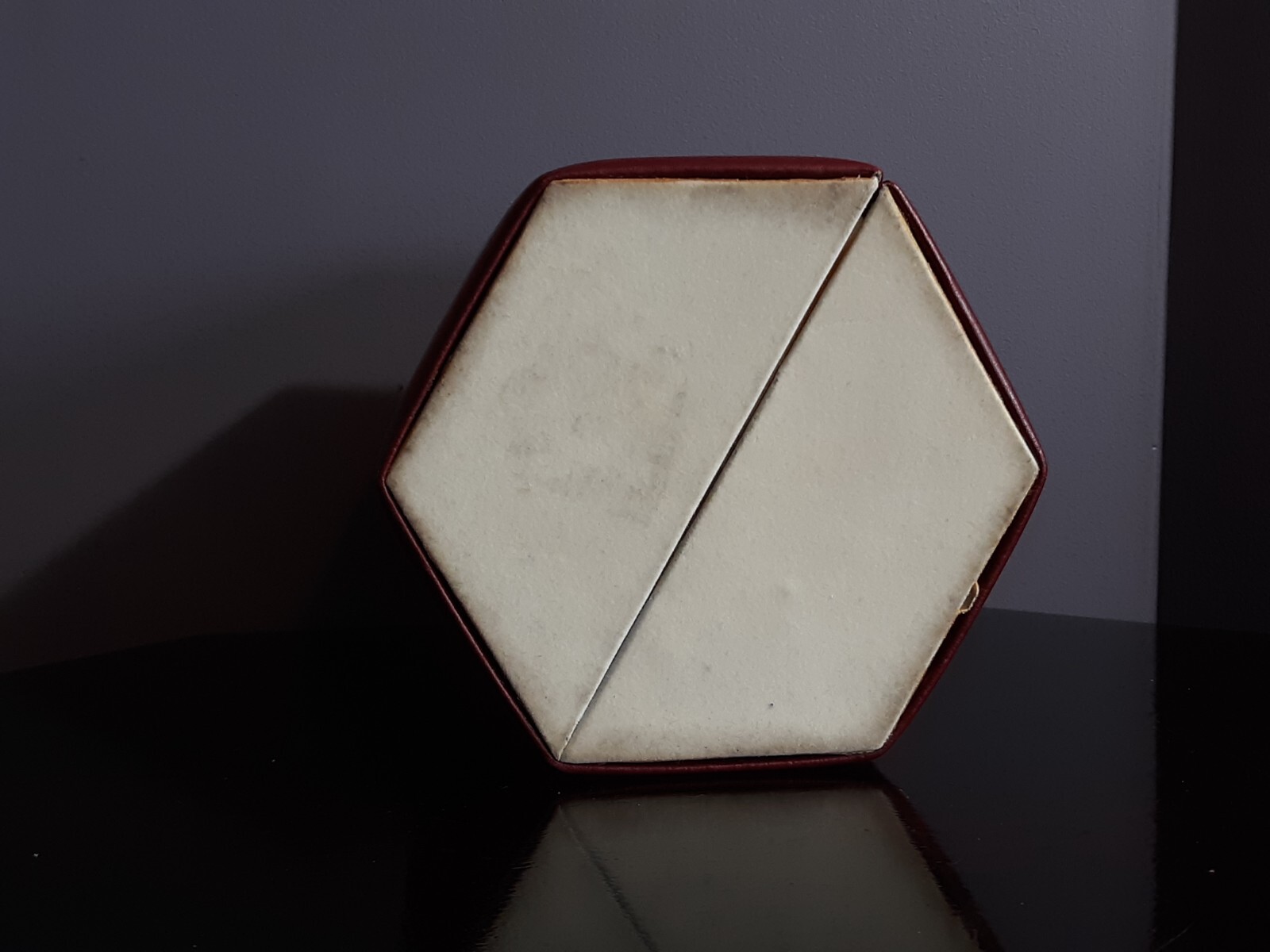 Burgundy/Cream Soft-sided Octagon Jewelry Box Jewelry Organizer Rings ...