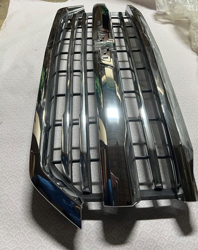 2016-2019 Chevrolet Silverado 1500 Grille | 84056776 | Genuine OEM GM ...