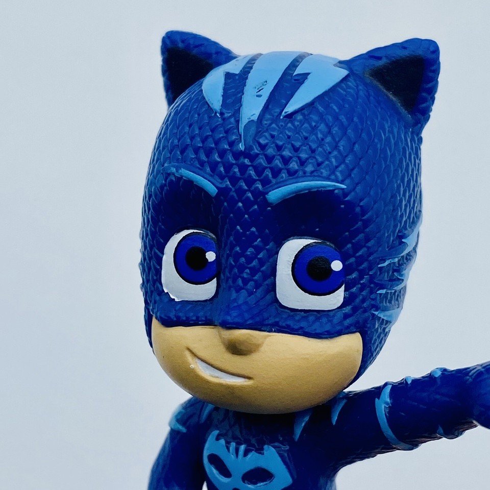 3 MASKS PJ Catboy Gekko Figures on Bike 3” w/ cones crouching Figure ...